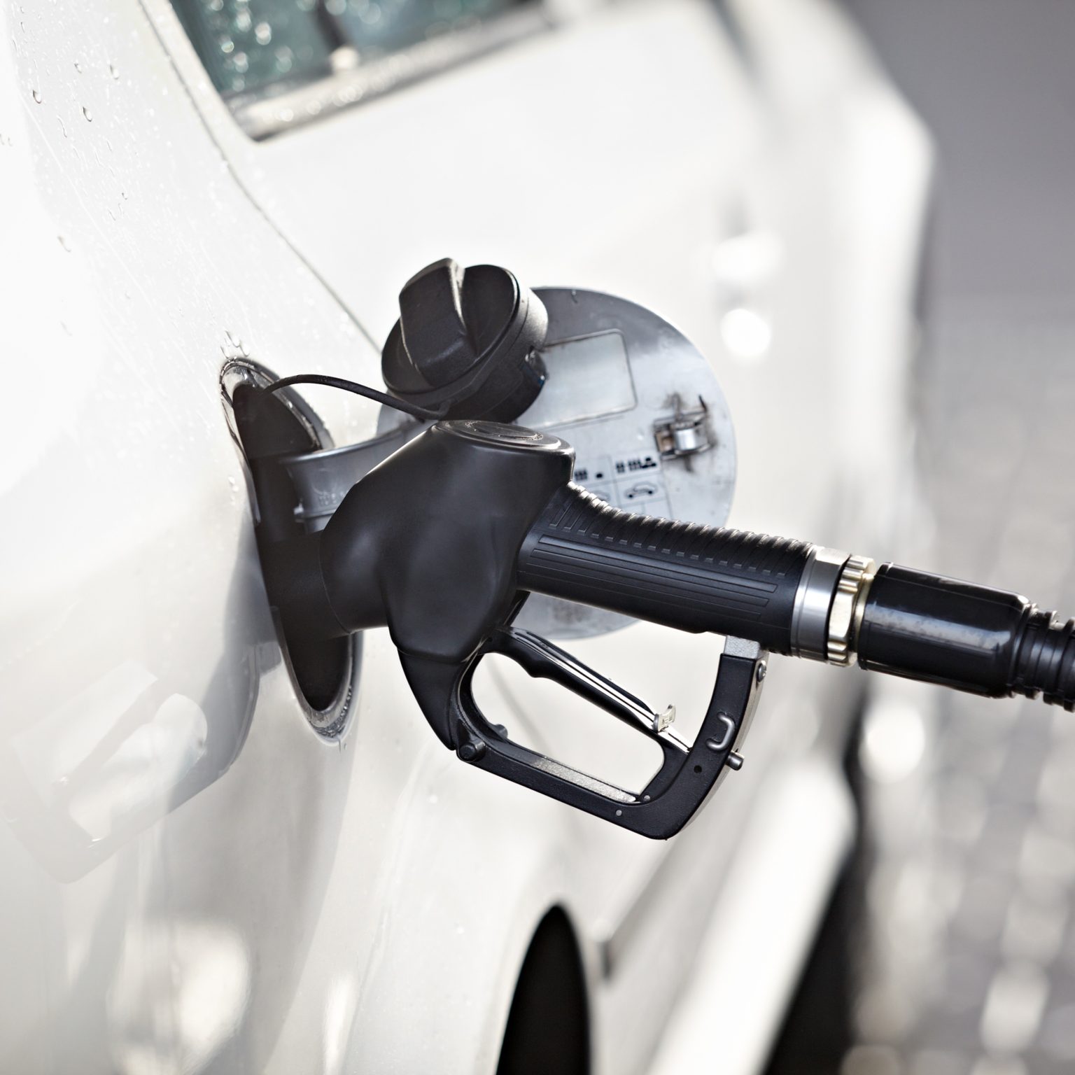 Saving Money on Gas - Effective Tips & Strategies